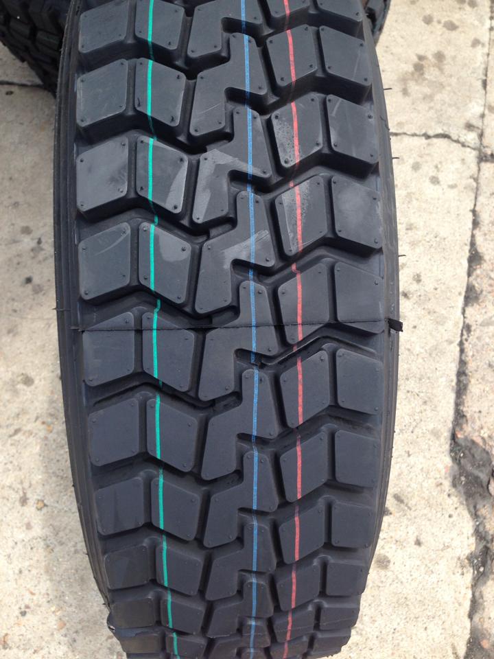 Lốp tải Gold Partner GP704 (Roadshine RS604) gai ngang